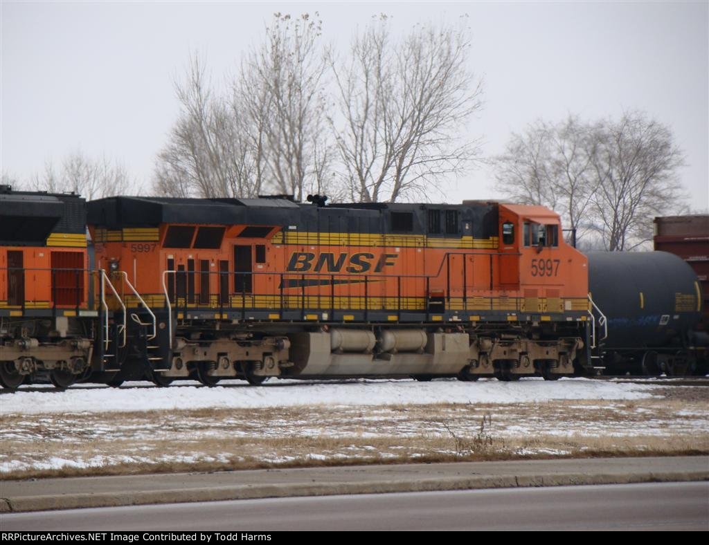 BNSF 5997